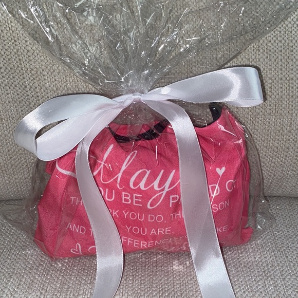 CrAsIaN boutique | Makeup | Big Beauty Bundle Includes Everything In ...